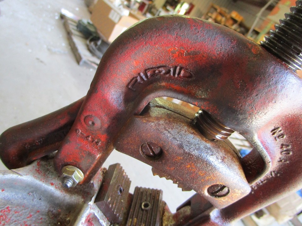 RIDGID TOOLS 1/8" to 2-1/2" TRISTAND YOKE PIPE VISE, No. 40A USED | eBay