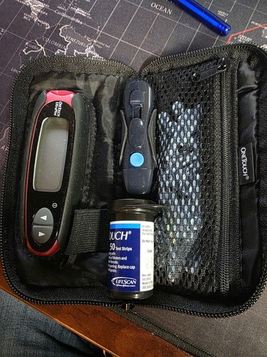 One Touch Ultra Mini Blood Glucose Meter Glucometer - Pink /maroon ...