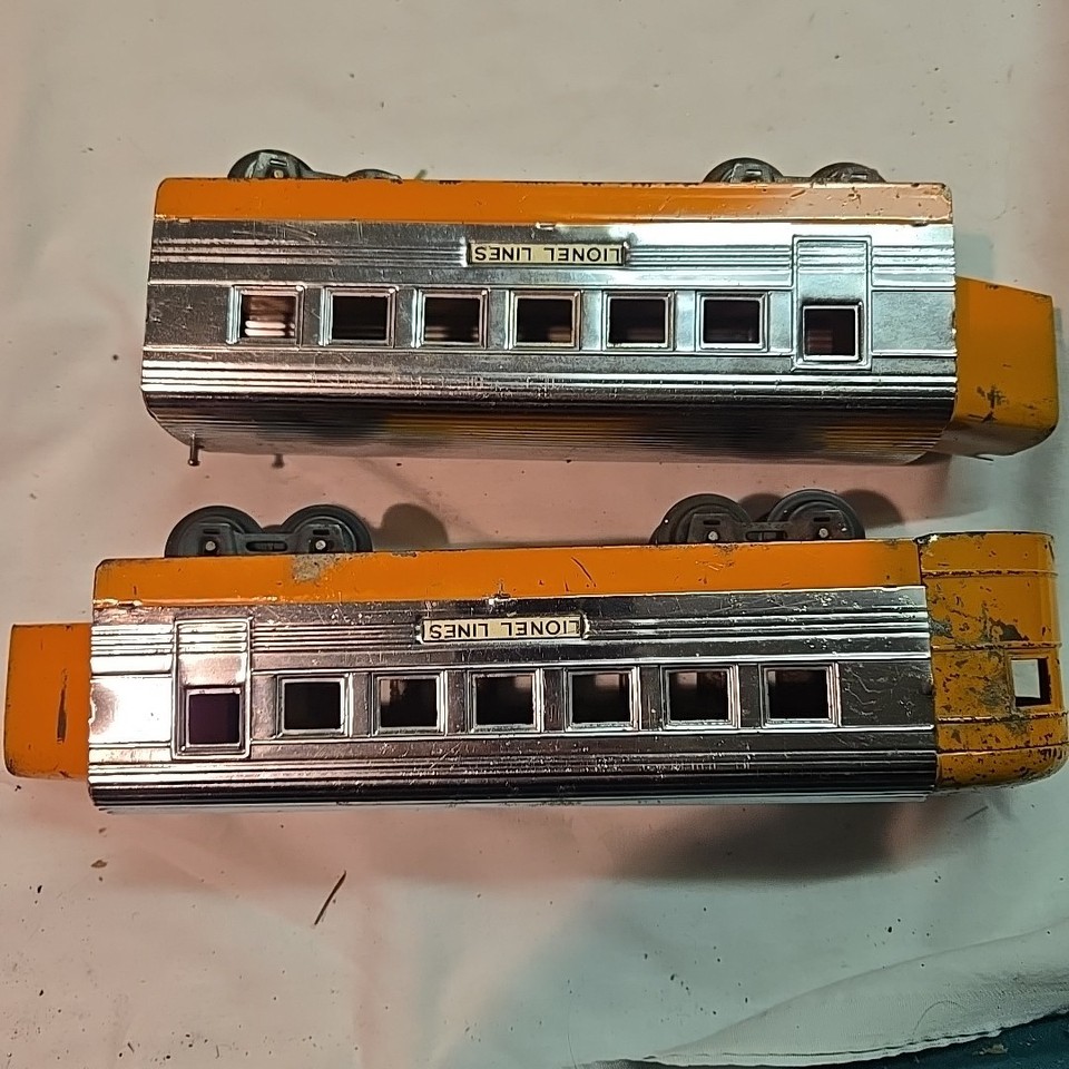 Vintage Lionel Jr Streamliner Style Passenger And End Car O-Gauge ...