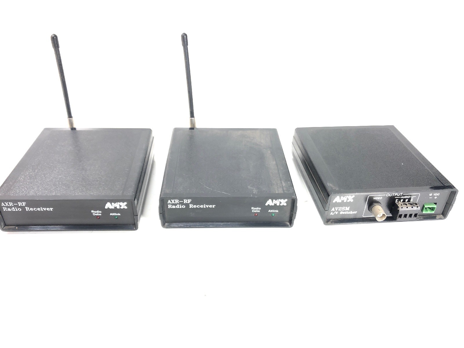 2 AMX AXLink AXR-RF Radio Receiver With Antenna No Power cord 2-AV2SM A ...