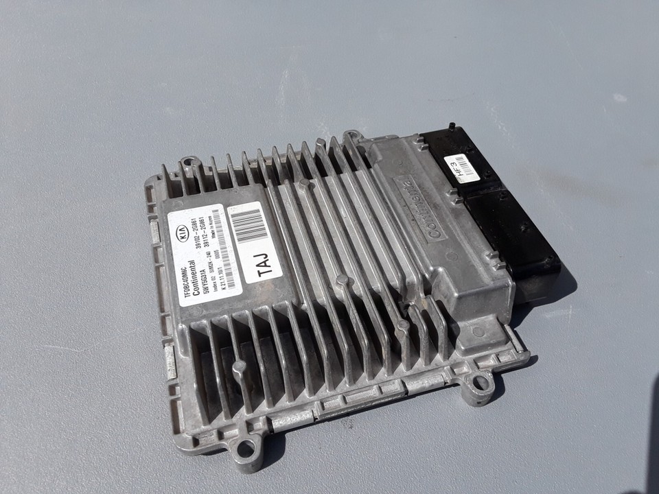 2011 Kia Optima LX MT 2.4L Gas Engine Computer Control Module ECM ECU ...