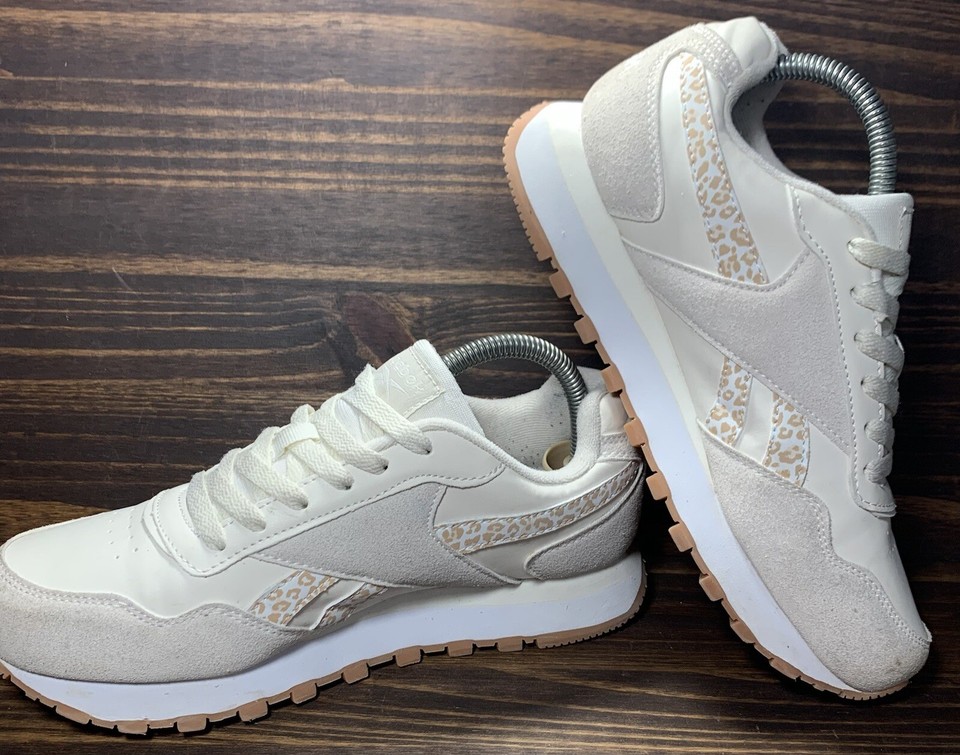 Reebok Classic Womens Size 8 Shoes Beige Leopard Print Athletic ...