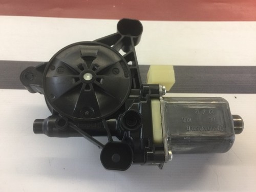 Audi A3 8V Fensterhebermotor vorne links Power window motor 5Q0959801B ...