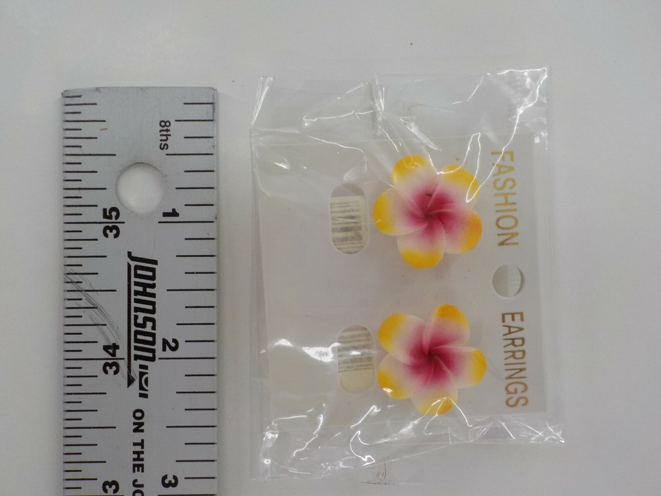 POST EARRINGS MED KANOA FLOWER HAWAIIAN FLOWER BEACH TWEENS FASHION JEWELRY NIP | eBay