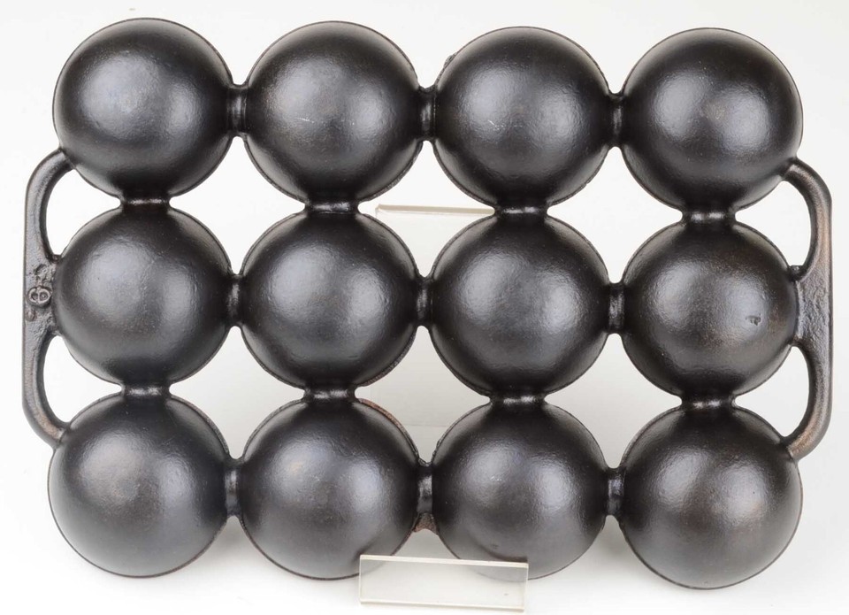 Very Early Pre Griswold ERIE No 9 (947) Cast Iron Golf Ball Gem Baking ...