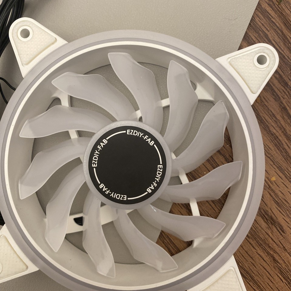 4 EZDIY-FAB White Moonlight 120Mm RGB PWM Case Fan with RGB PWM Fan Hub ...