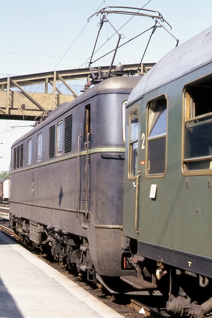 OBB Co-Co 1110.22 Salzburg, 1968 Austrian Rail Photo ER1149 | eBay