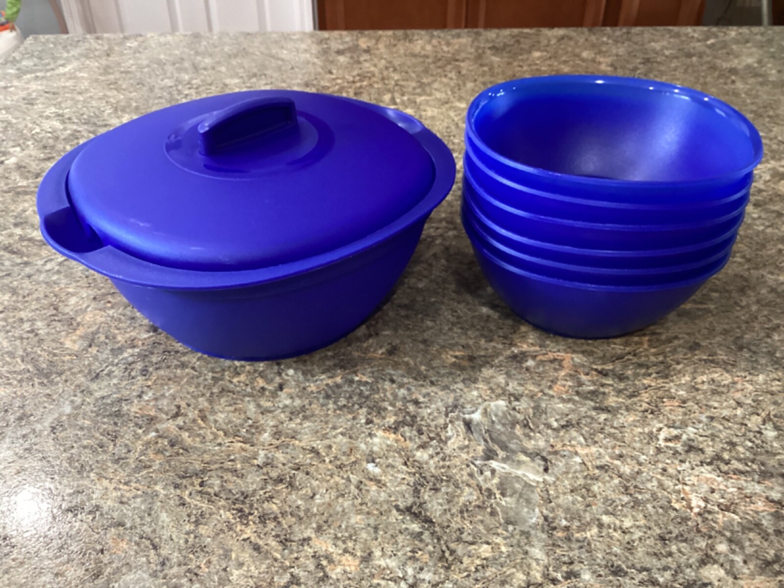 Tupperware Legacy Soup Server Bowl 1.8L & 6 small bowls 400ml Blue NOS ...