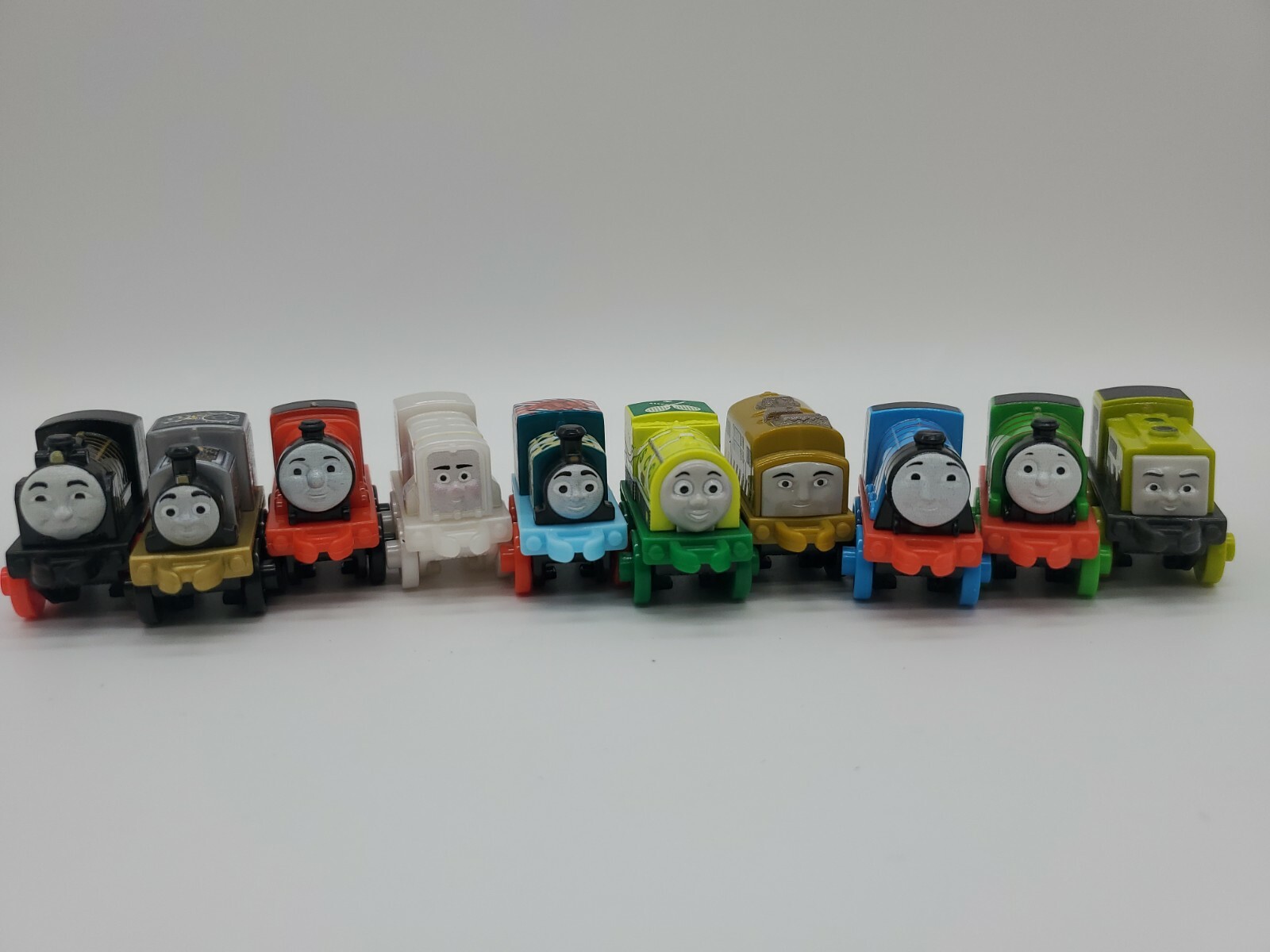Thomas & Friends Minis Train Tank Engine Lot of 10 Winter Paxton ...
