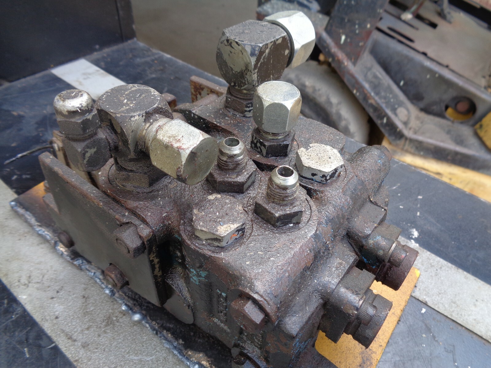 Vickers 2-Spool Hydraulic Control Valves | eBay