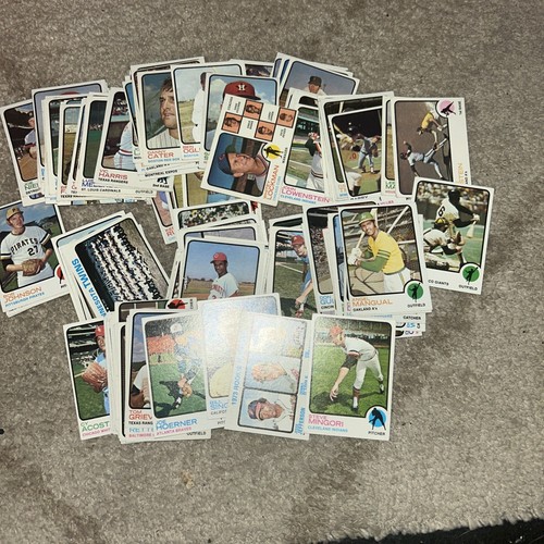 Vintage 1973 Topps Baseball Cards ( lot of 170) commons , some doubles ...