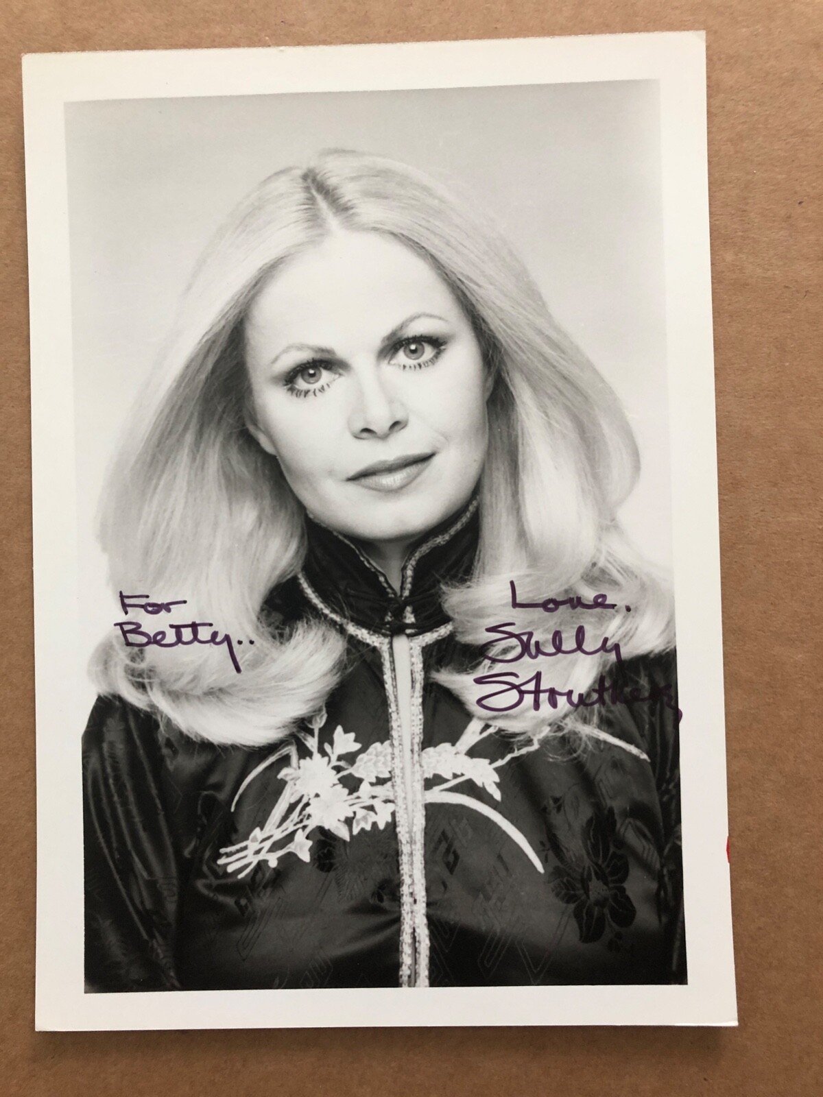 Vintage SALLY STRUTHERS Signed Autograph Photo All in the Family TV ...