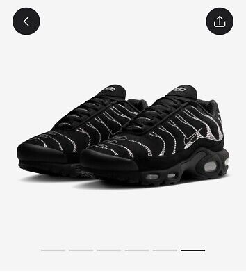 Women's Nike Swarovski Air Max Plus 'Moonlight' | FZ4237-001 Women's Nike Swarovski Air Max Plus 'Moonlight' | FZ4237-001