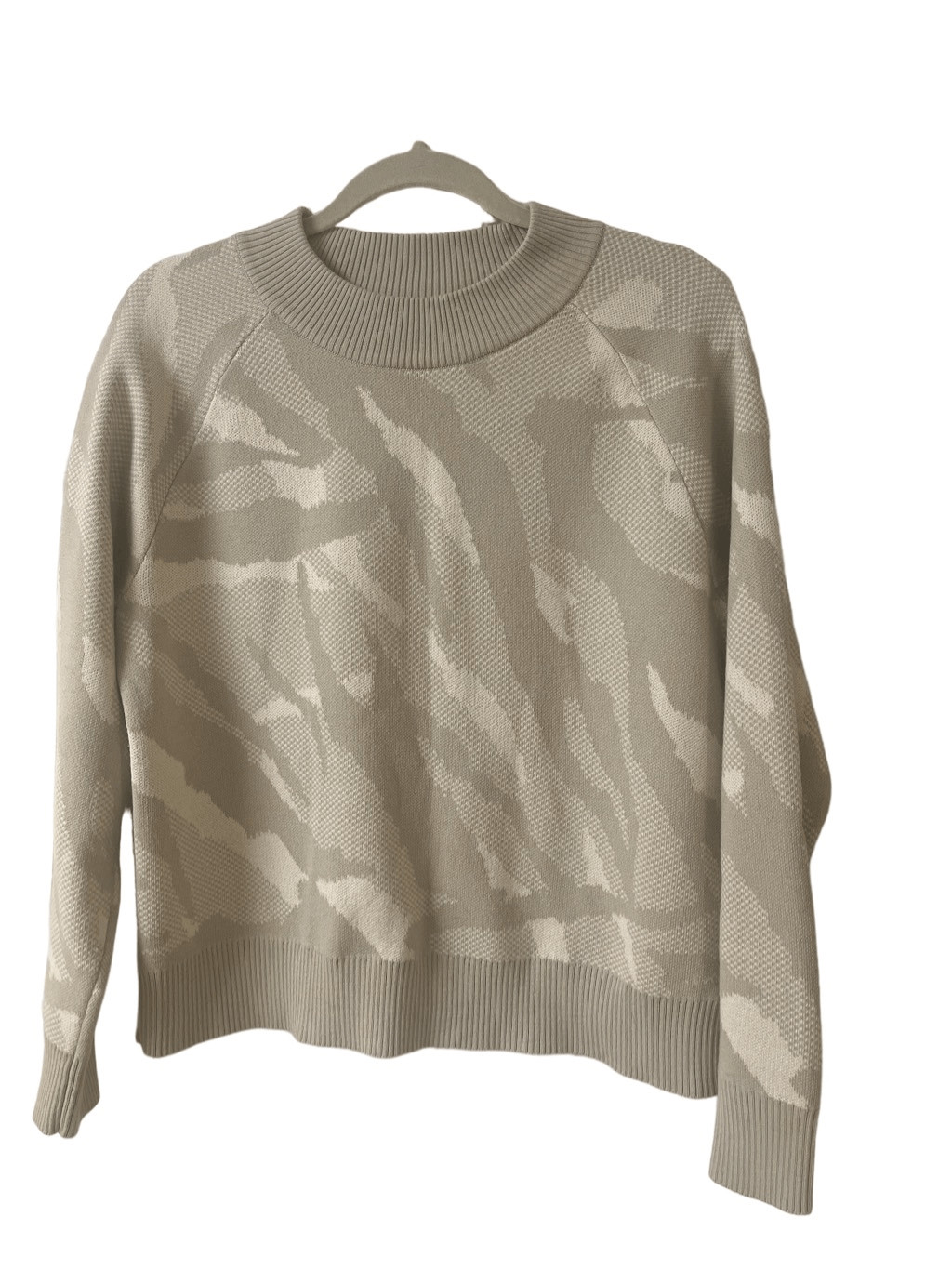 Athleta Sweater tan & cream camo design Small - Gem