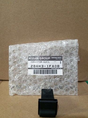 New Genuine Nissan Infiniti 2009-2018 Audio Radio Auxiliary Jack 284H3 ...