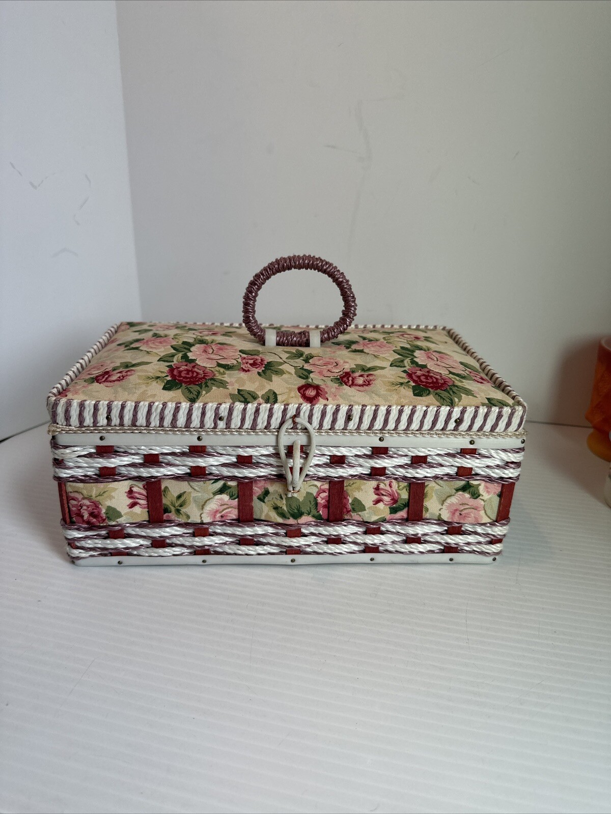 Vintage Sewing Basket Wicker Weave Floral Fabric Top Loop Handle Pink ...