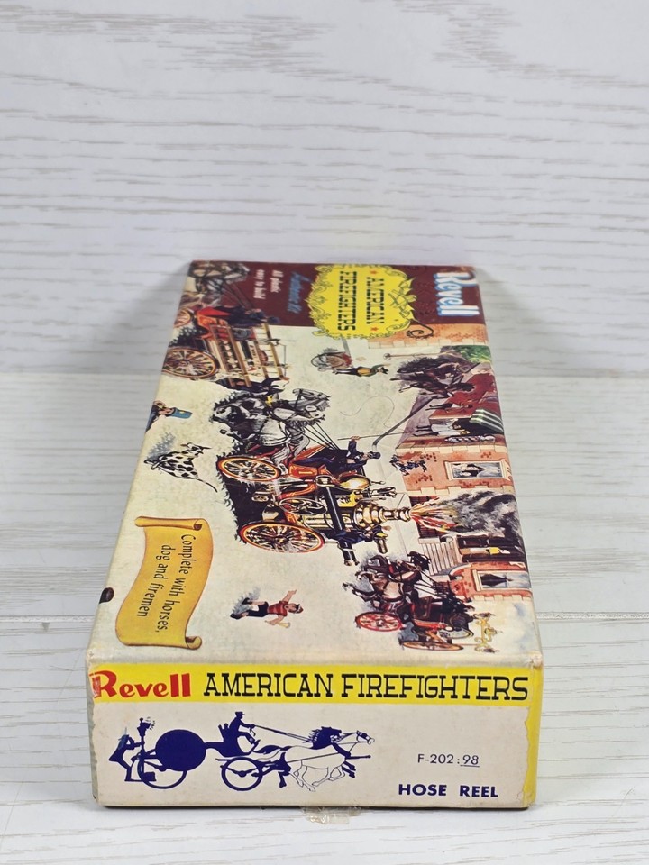 Revell American Firefighters Vintage Hose Reel Model Kit F-202 Fire ...