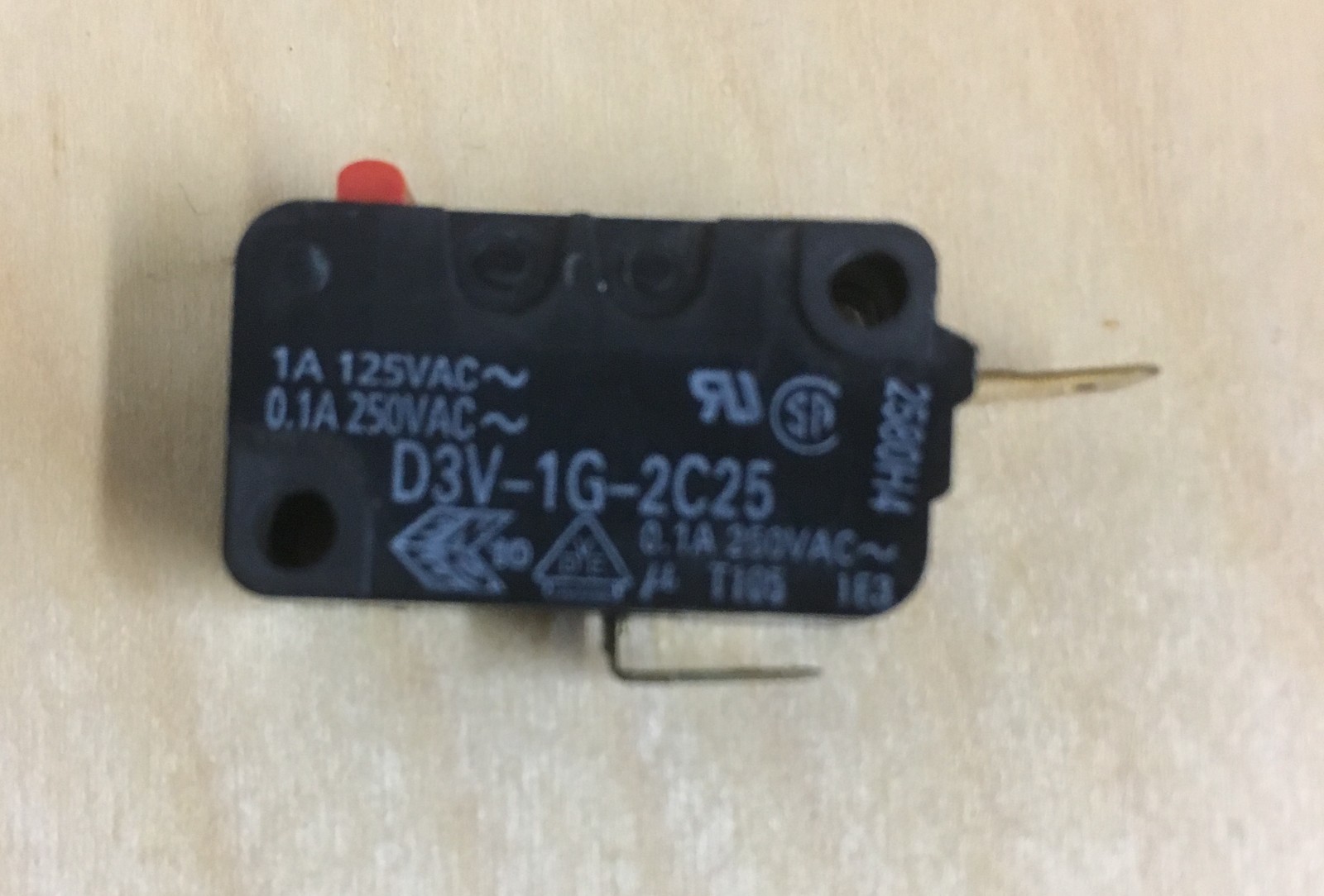 Frigidaire Microwave Omron Micro Switch for Model Fgmv174kfb for sale ...