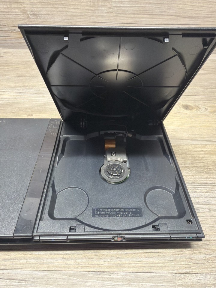 Sony PlayStation 2 PS2 Slim Console SCPH-70012 FOR PARTS OR REPAIR READ ...