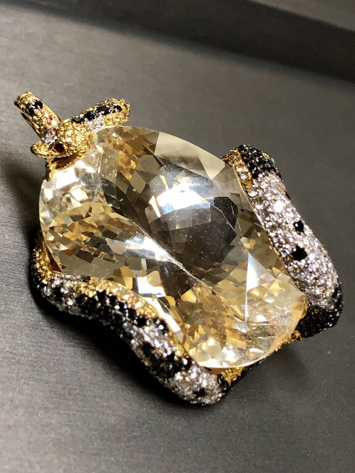 Estate 18K Spodumene Diamond Serpent Snake LARGE Neck… - Gem