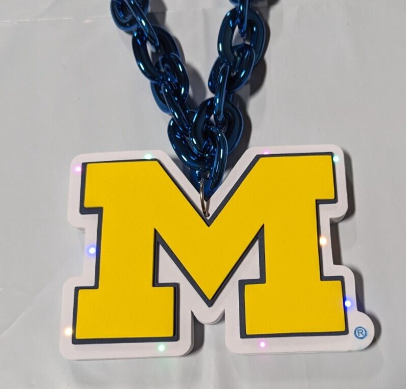 Michigan Wolverines Foam Fan Chain - LIGHT UP - Team LED Necklace Big ...