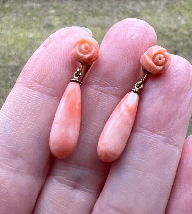 ANTIQUE VICTORIAN PINK CORAL 14K GOLD SCREW CLIP EARR… - Gem
