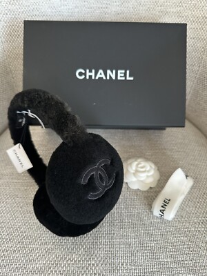 NIB 100%AUTHENTIC Chanel Black Lamb Shearling Earmuffs with Suede CC ...