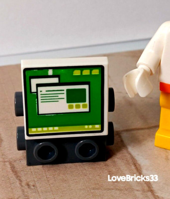 New LEGO Computer Screen Files Police School College Green Screen Build ...
