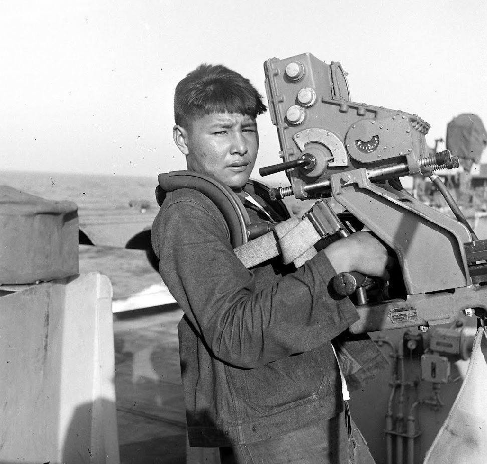 WW2 WWII Photo 20mm Gunner US Navy USS Edsall DE-129 World War Two ...