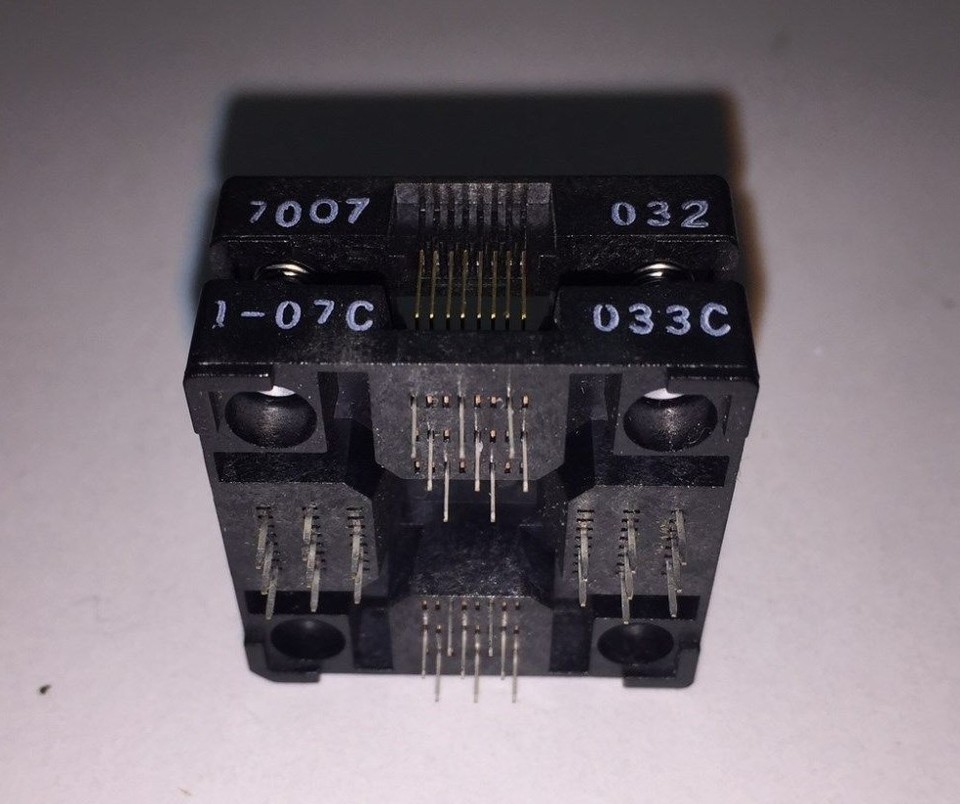7007-032-1-07 CTI/WELLS 32-pin LQFP Zero Insertion Force (ZIF) socket ...