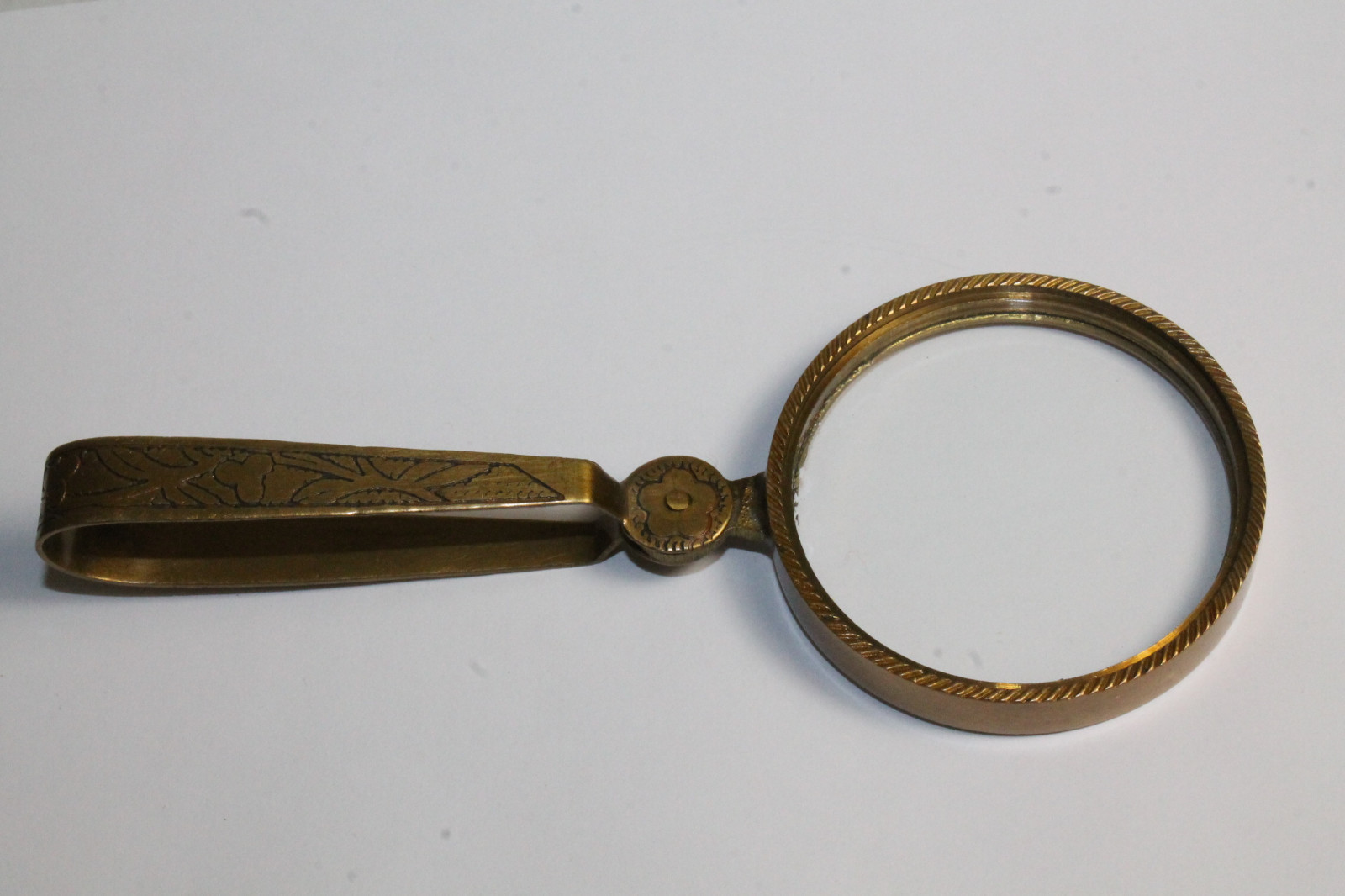 Vintage Antique Style Brass Magnifying glass Hand Lens Colonial Style ...