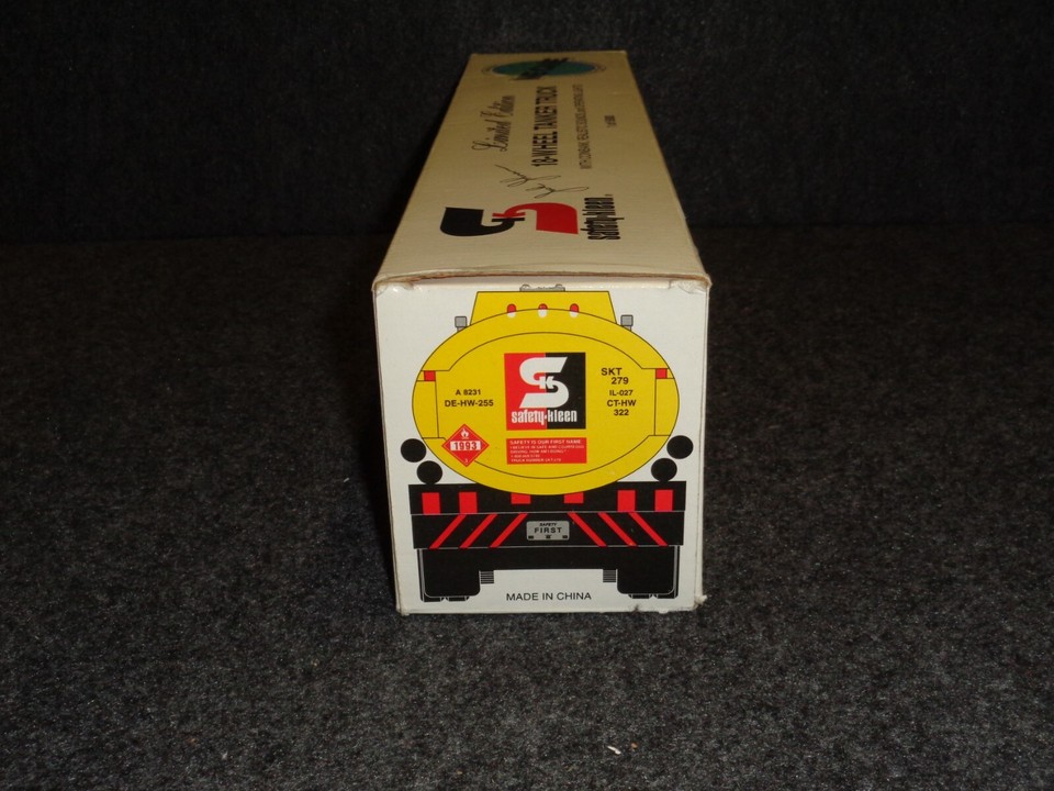 SAFETY KLEEN Tanker Truck Tractor Trailer 18 Wheeler Taylor Made Trucks ...