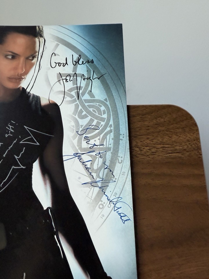 Lara Croft Tomb Raider (2001) Hand Signed Promo Brochure Angelina Jolie ...