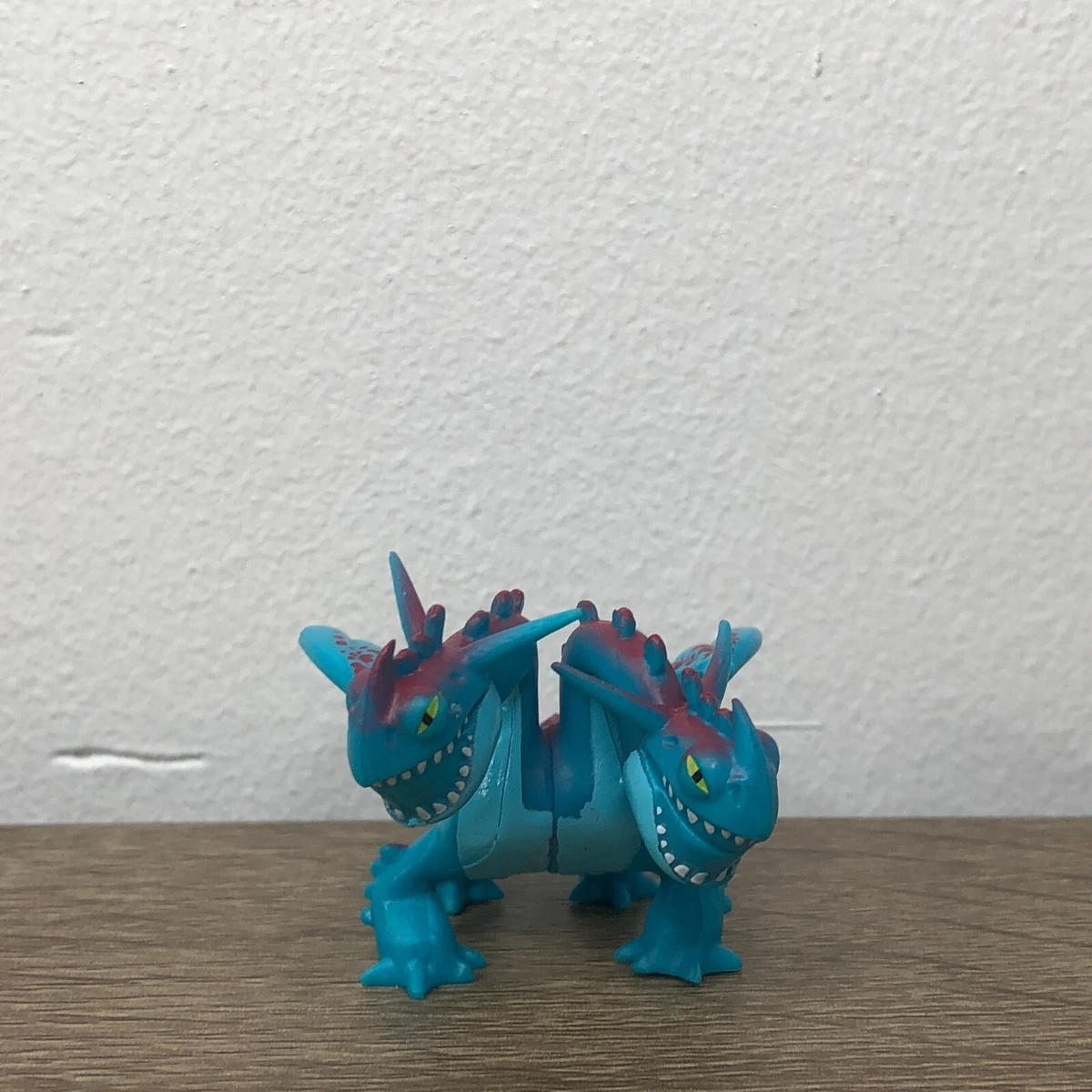 How To Train Your Dragon Hideous Zippleback Toy