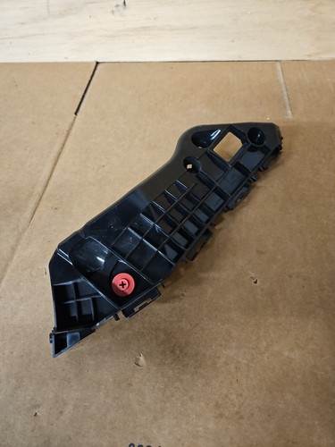Genuine Toyota Retainer Front Bumper/Fender Driver/Left Side 52536 ...