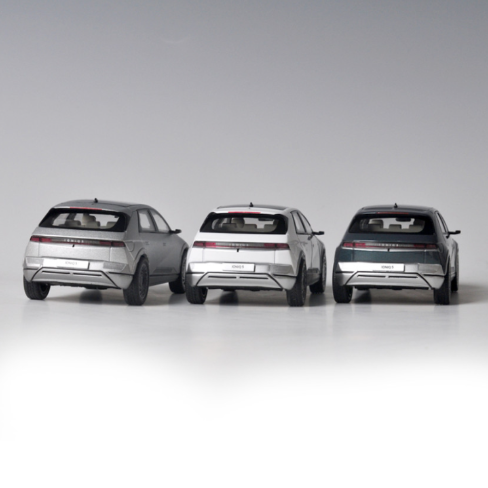 Hyundai Ioniq 5 Motor Mini Car Diecast 1:43 Scale Miniature Display Toy ...