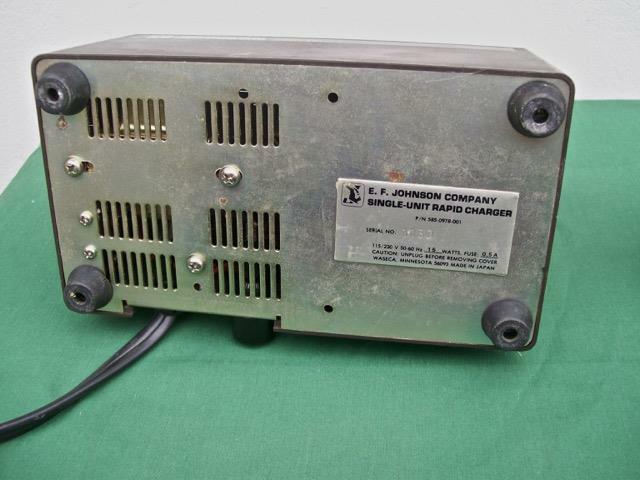 EF JOHNSON 3 FM-577 RADIOS, RAPID CHARGER, 6 BATTERIES, POUCHES | eBay