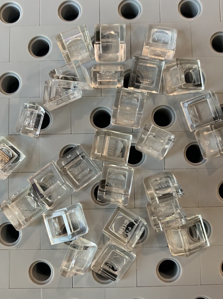 LEGO Lot of 24 Clear Transparent Translucent 1x1x2/3 Mini Slopes Roof ...