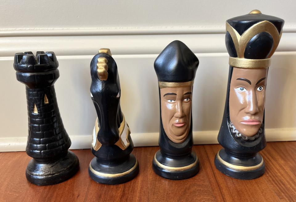 Duncan Mold Hand Painted Vintage Ceramic Medieval Chess Set 8" King ...