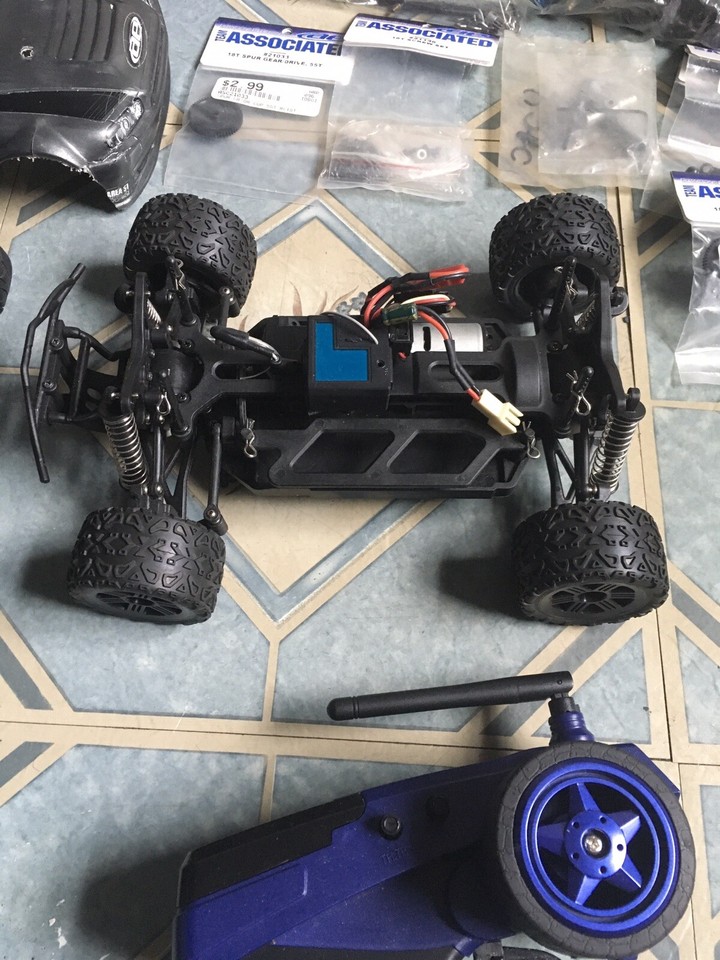 Team Associated Rc18r Touring Car And Exceed Madbeast 1/18 Truck | eBay