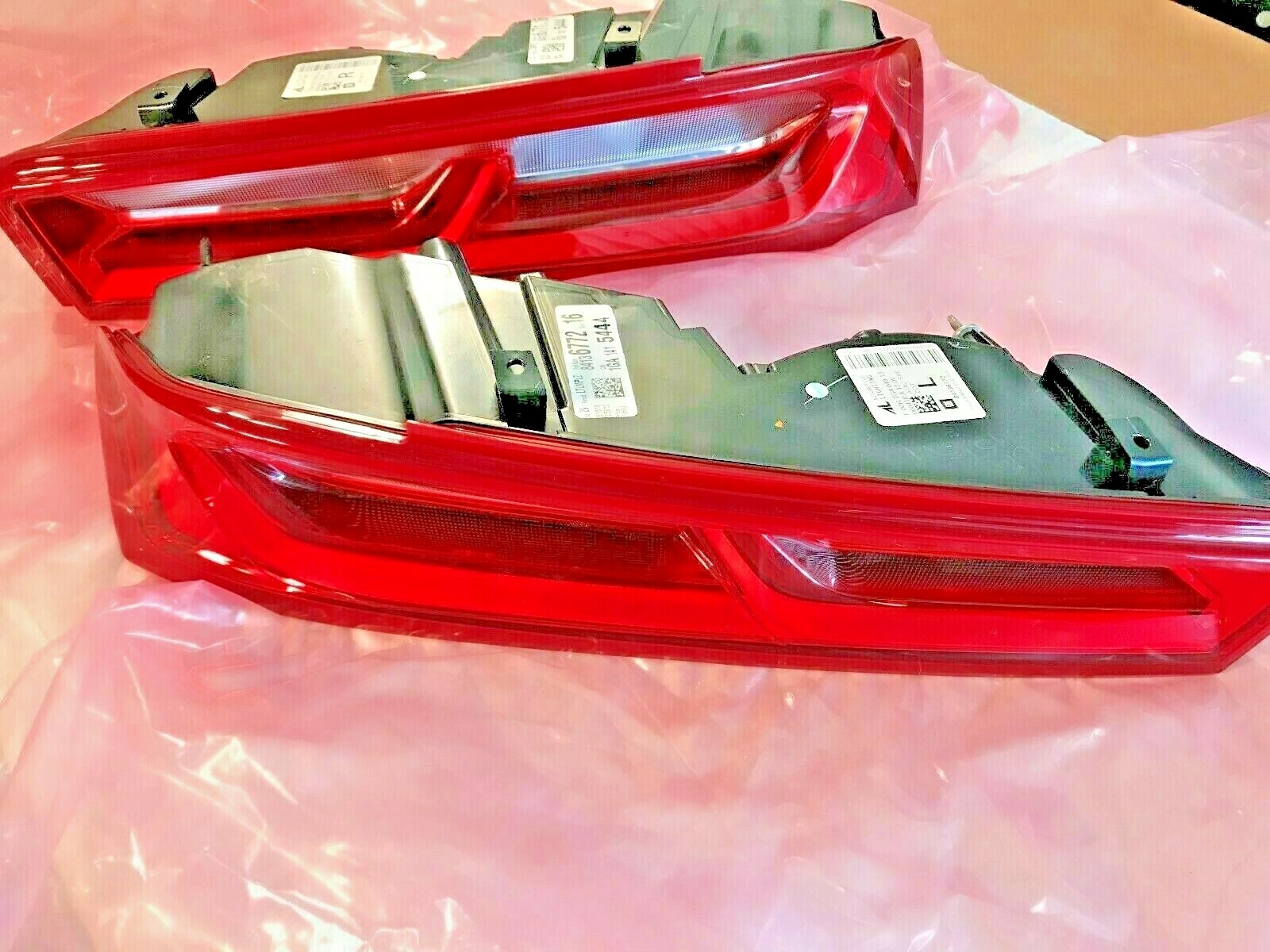 2016-2018 Camaro Tail lights Right & Left 84136771 ,84136772 Genuine GM ...
