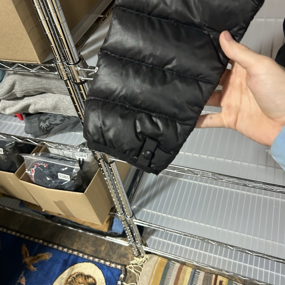 THE NORTH FACE Black Nylon Women's Lightweight Down Puffer 550 Jacket ...