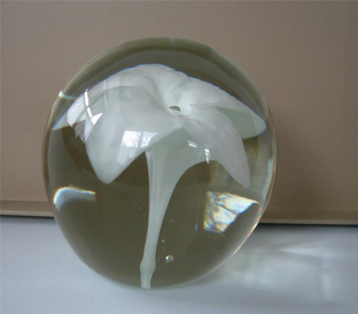 Vintage Robert Hamon Lampwork White Lily Flower Paperweight signed RH ...