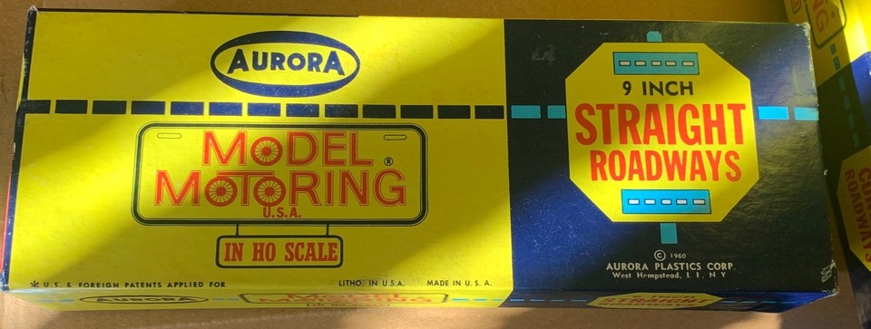 Aurora Lock n Joiner Slot Car Track 6 Pieces 9" Straight Roadway No ...