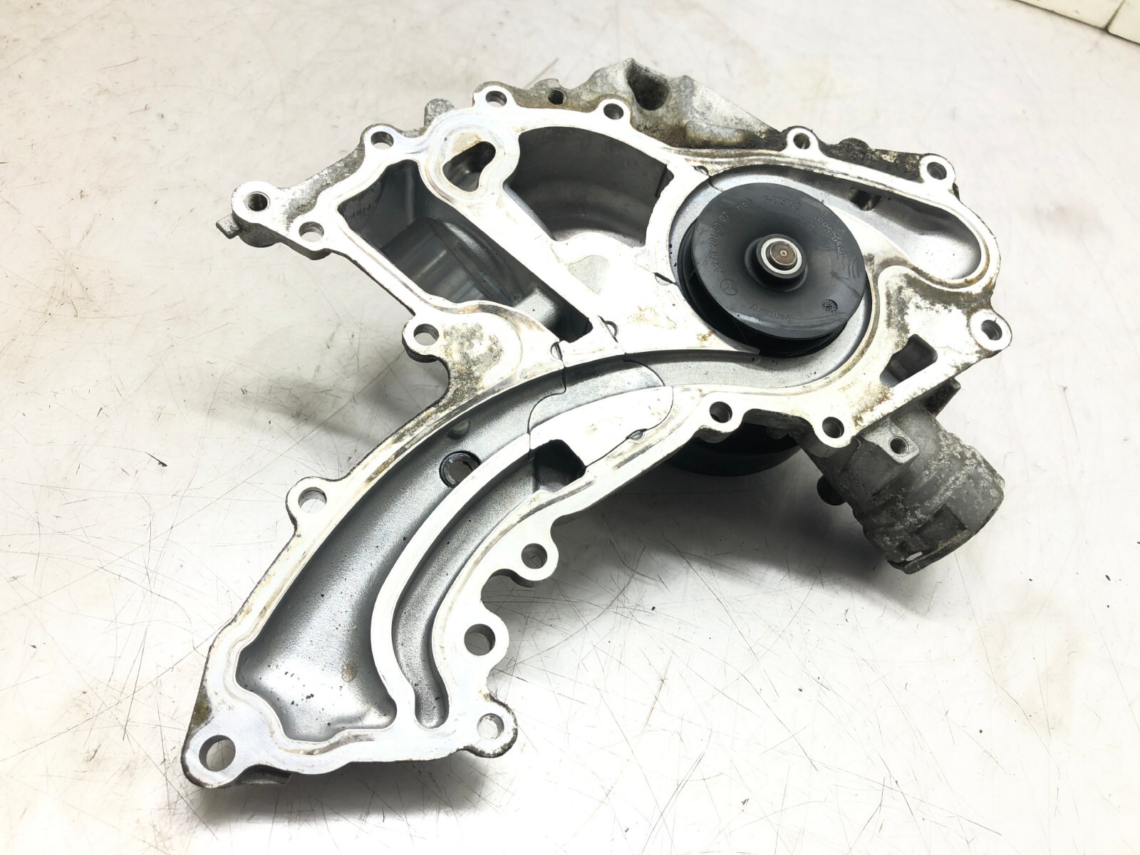 2012-2018 MERCEDES-BENZ CLS550 4.6L M278 ENGINE WATER PUMP OEM. | eBay
