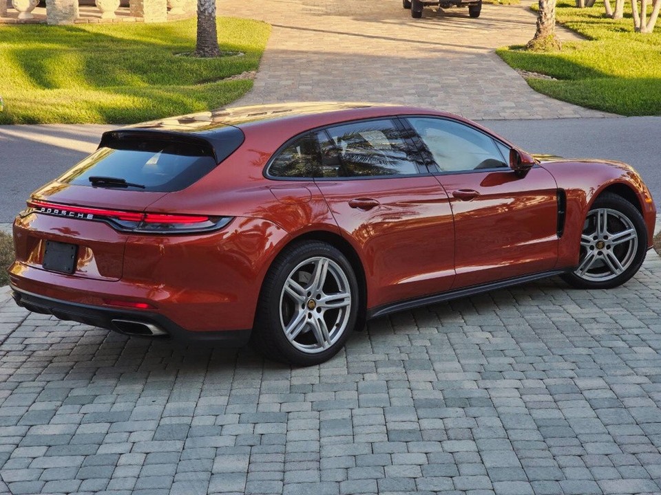 2021 Porsche Panamera 4 SPORT TURISMO - LOADED! - 1 OWNER - CLEAN ...