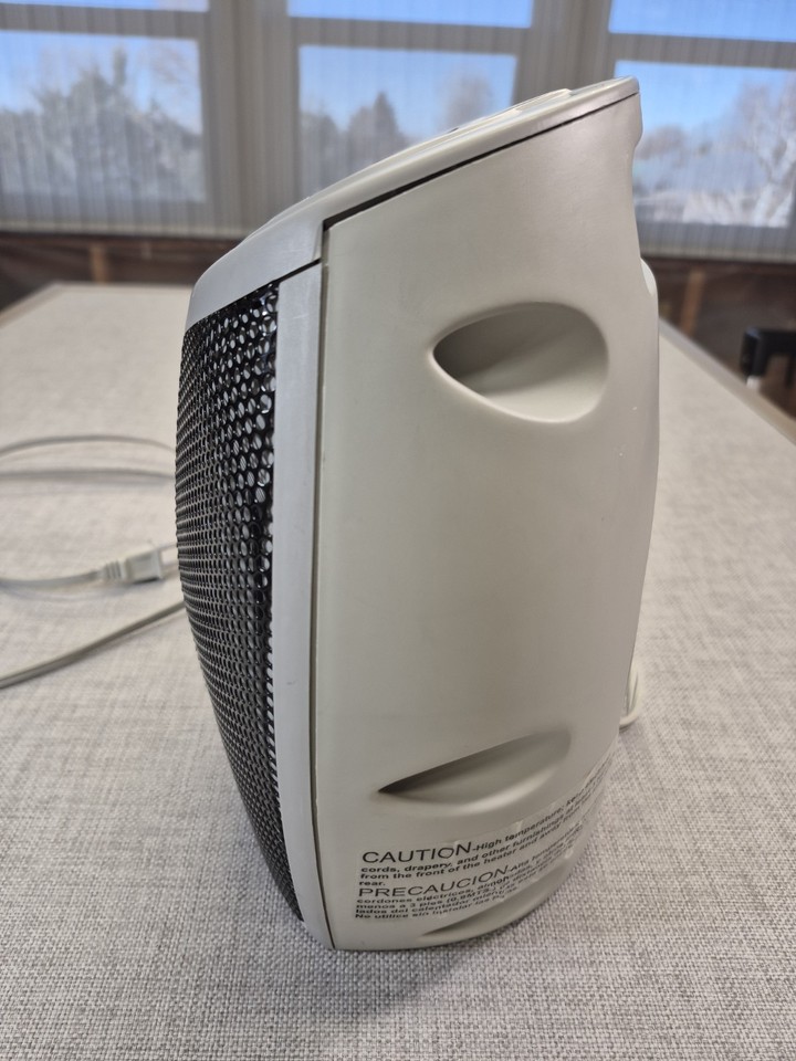 Feature Comforts Portable Ceramic Fan-Forced Heater Model HC-0104S ...