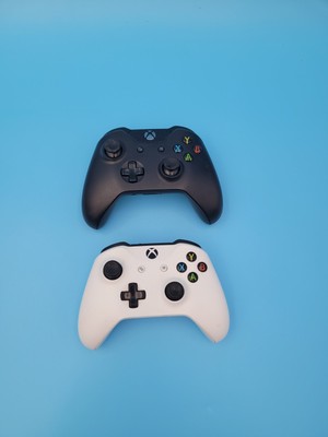 (Pre-Owned) Xbox One Controller Bundle UNTESTED sold as is | eBay