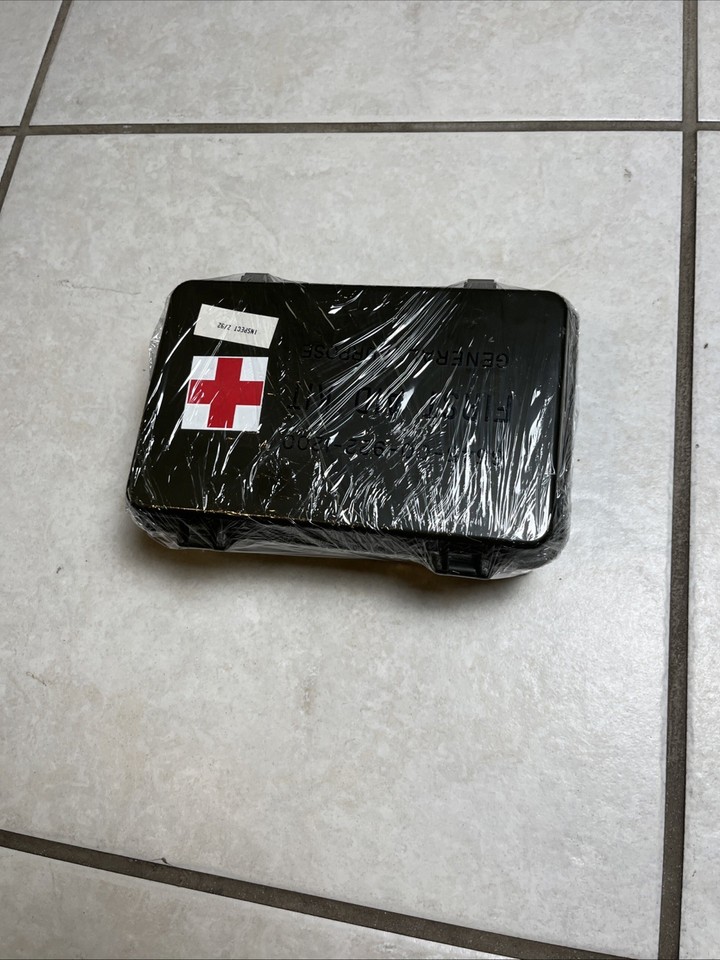 US Military Issue Vietnam Era FIRST AID KIT General Purpose Full Kit | eBay