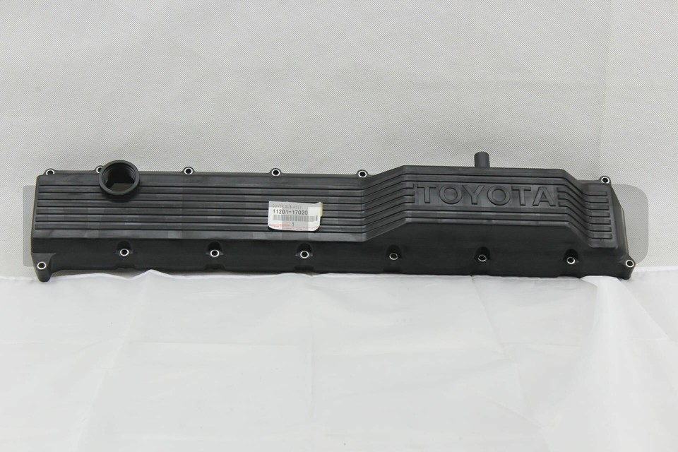 1120117020 Genuine Toyota COVER SUB-ASSY, CYLINDER HEAD 11201-17020 | eBay
